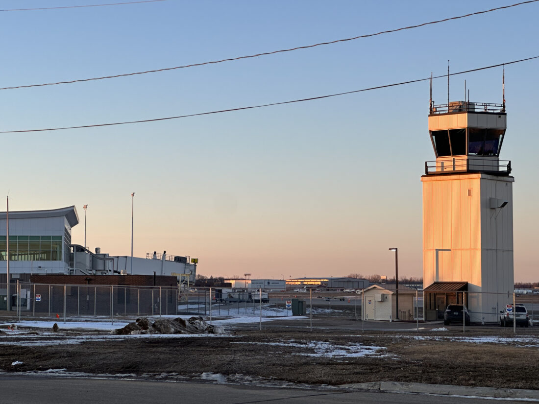 Favorable prices, weather drive holiday travel | News, Sports, Jobs ...